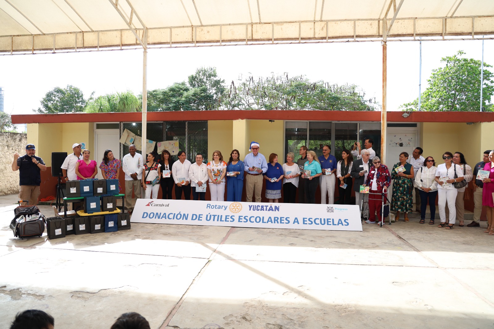 AYUNTAMIENTO DE PROGRESO, CLUB ROTARIO Y LA COMPAÑÍA CARNIVAL CRUISE ...